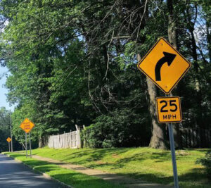 Curve Warning Signs - Alumetal